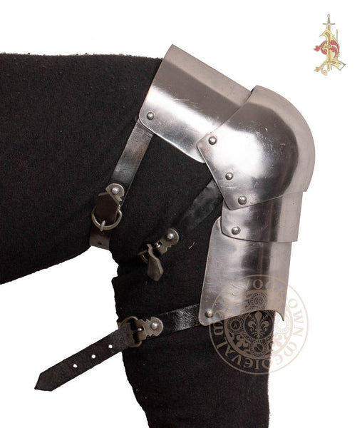 Poleyn - Knee Plate Armour | Make Your Own Medieval